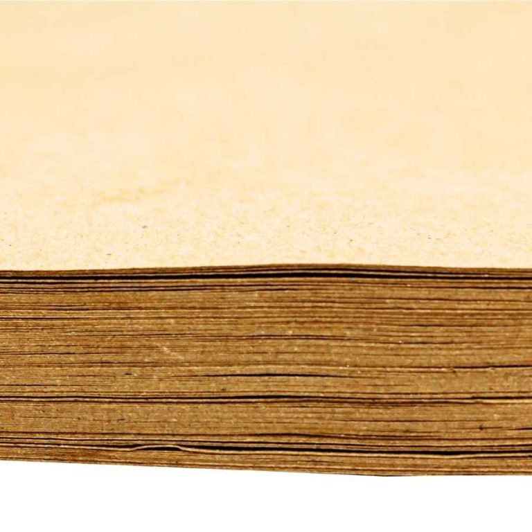 Pliego de papel Foldcote calibre 12, material biodegradable.